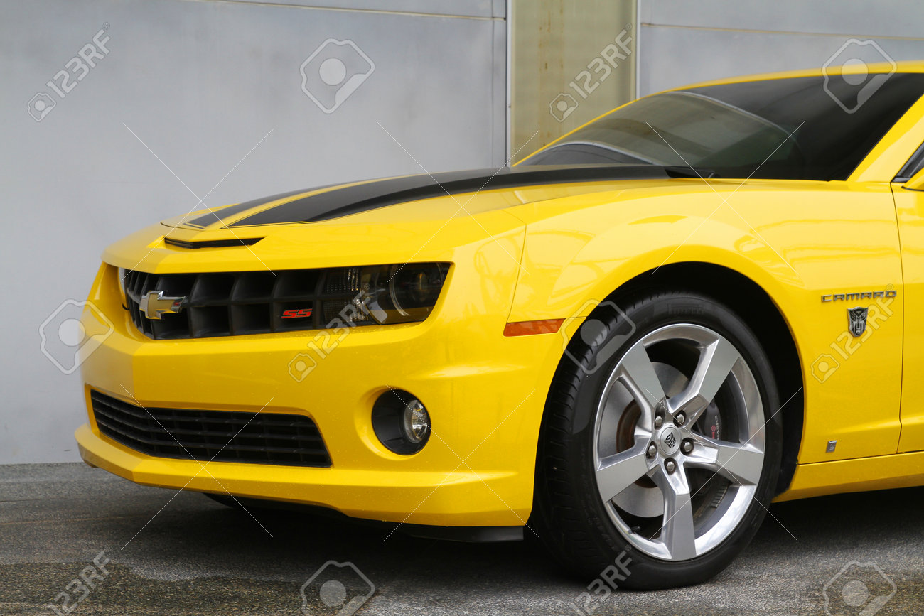 SENTOSA SINGAPORE APRIL 12 2016 TRANSFORMERS Chevrolet Camaro Bumblebee Robot Attraction At Universal Studio Singapore. Stock Photo Picture and Royalty Free Image. Image 134698926
